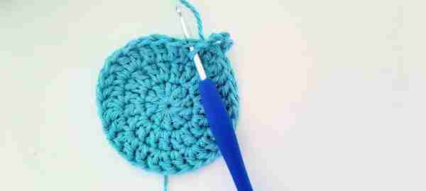 Easy 10-Minute Coaster Crochet Pattern (FREE) – Bonus PDF Gift Tag ...