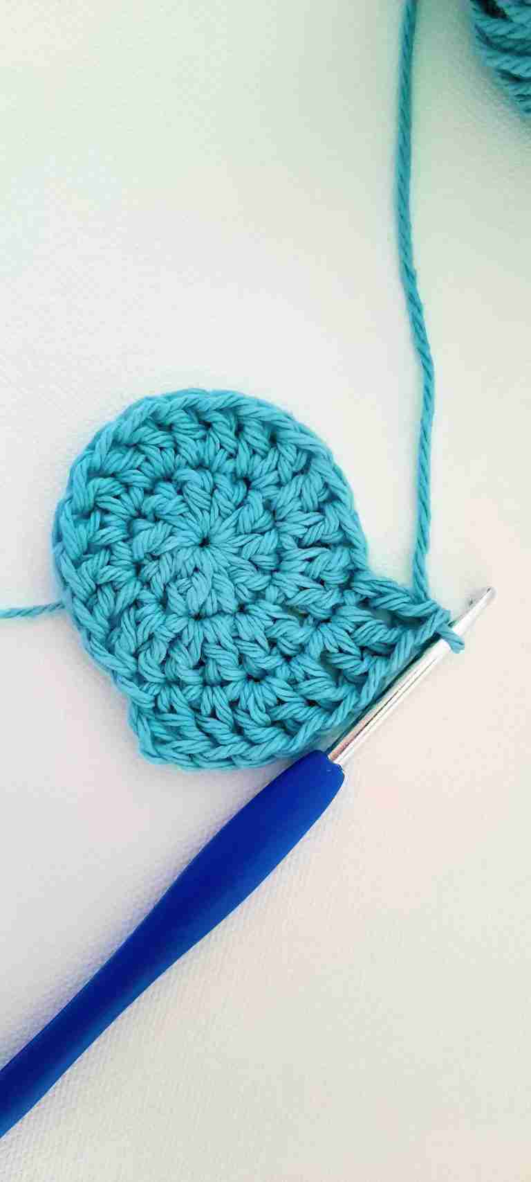 Easy 10-Minute Coaster Crochet Pattern (FREE) – Bonus PDF Gift Tag ...