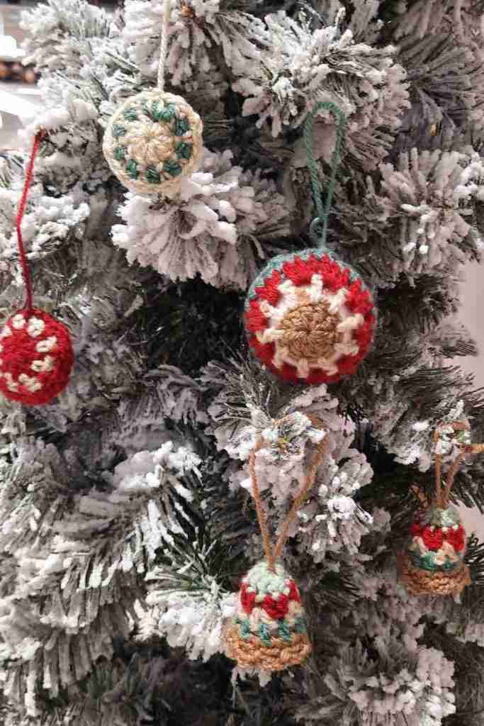Christmas Bauble Crochet Pattern (PDF Printable) - Start Crochet