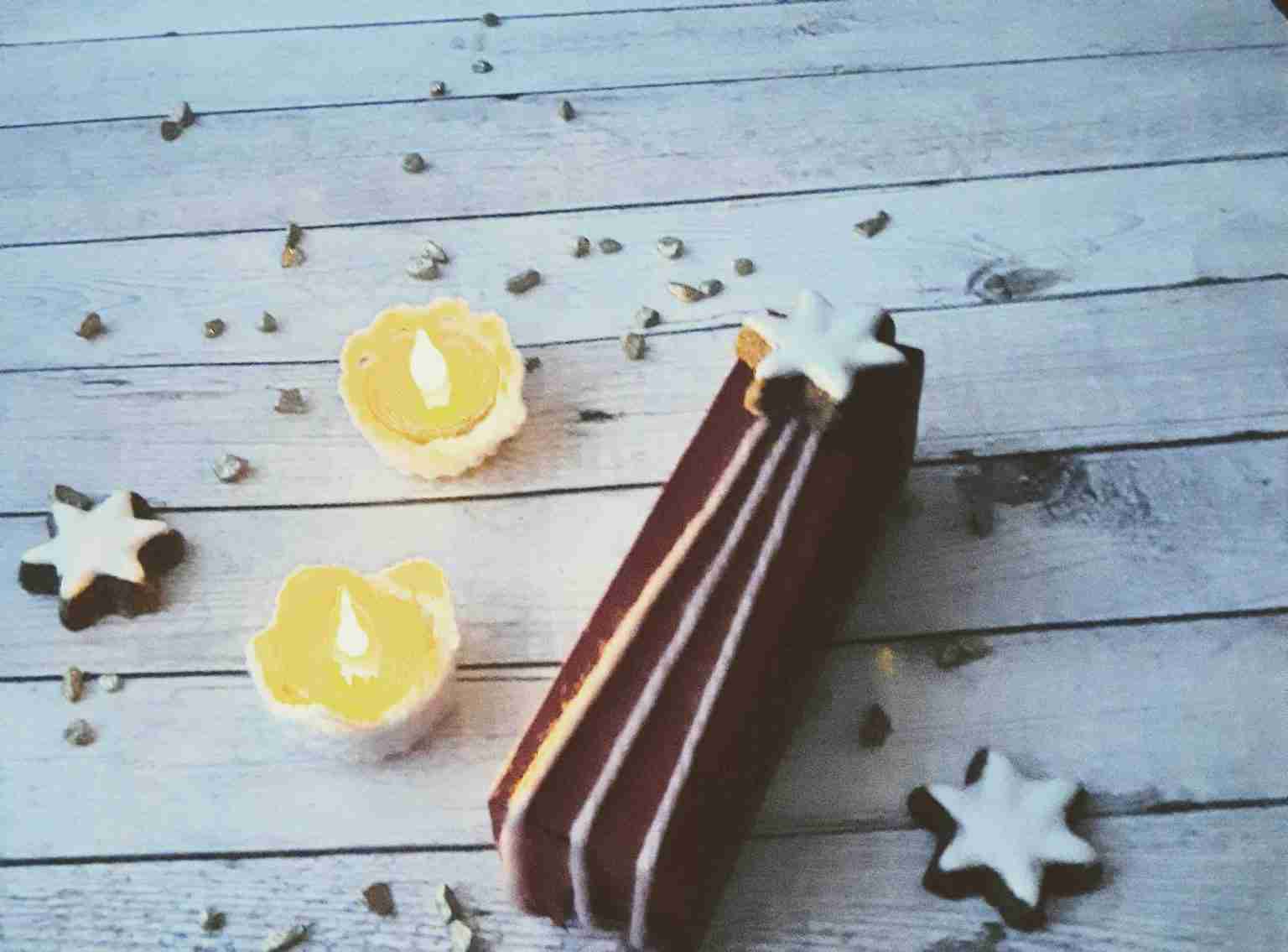 Simple Christmas Gift Box Template PDF - Start Crochet