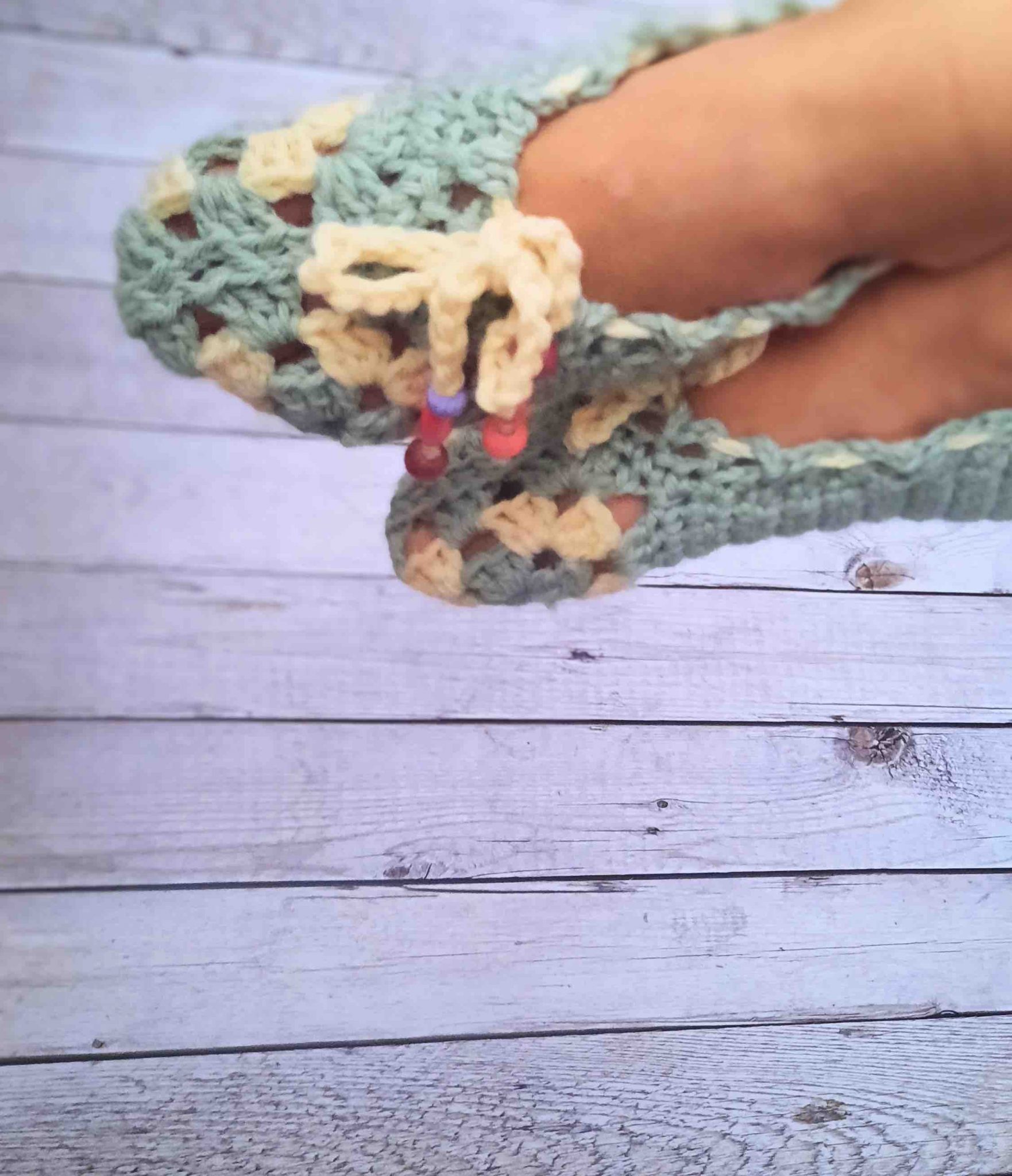 Easy Crochet Granny Slippers (FREE Pattern) - Start Crochet
