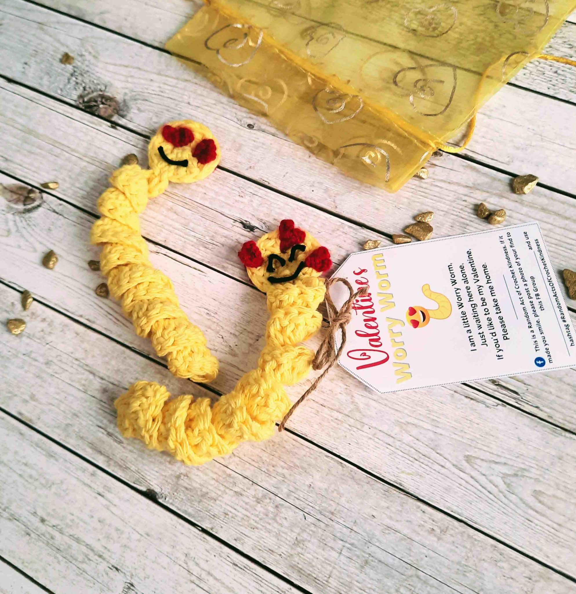 Valentine’s Worry Worm Crochet Pattern (PDF) - Start Crochet