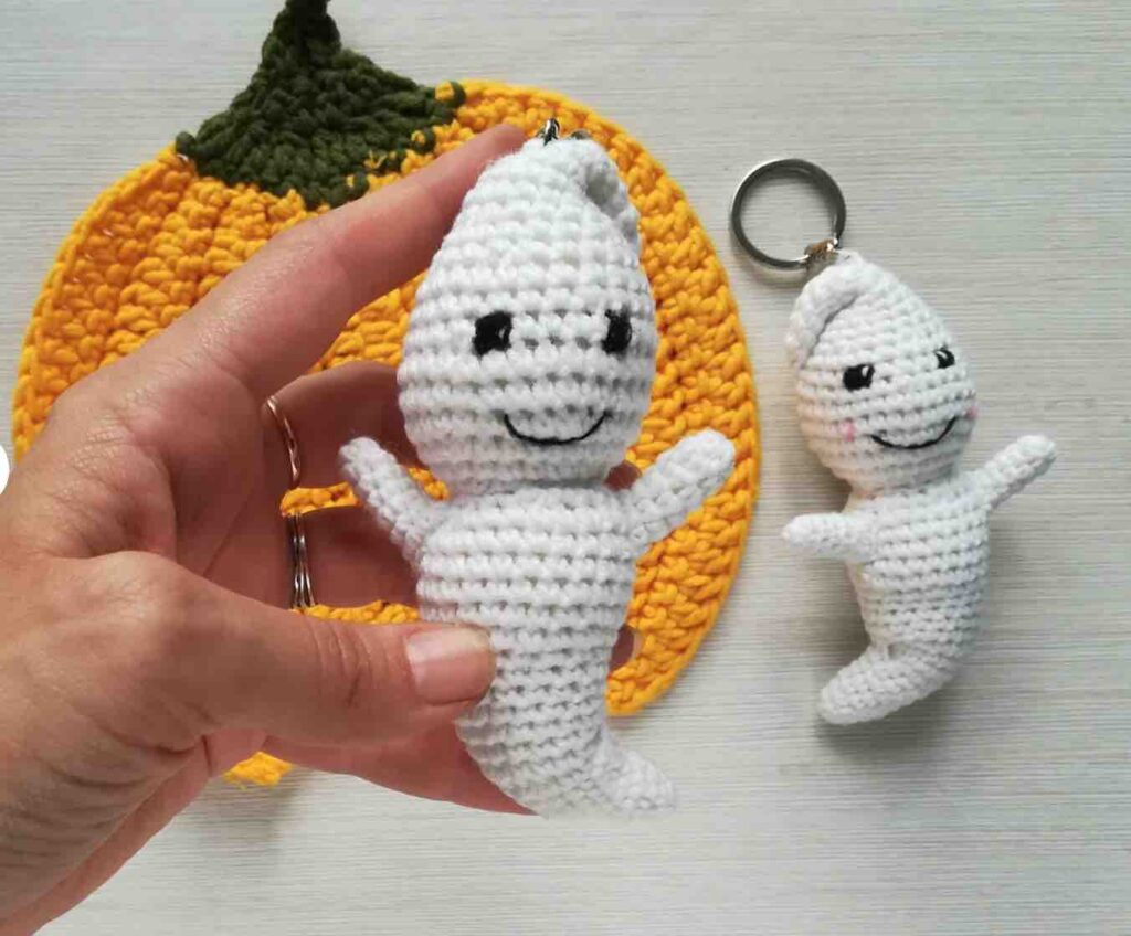 12 Ghost Crochet Patterns For A Hauntingly Stylish Halloween