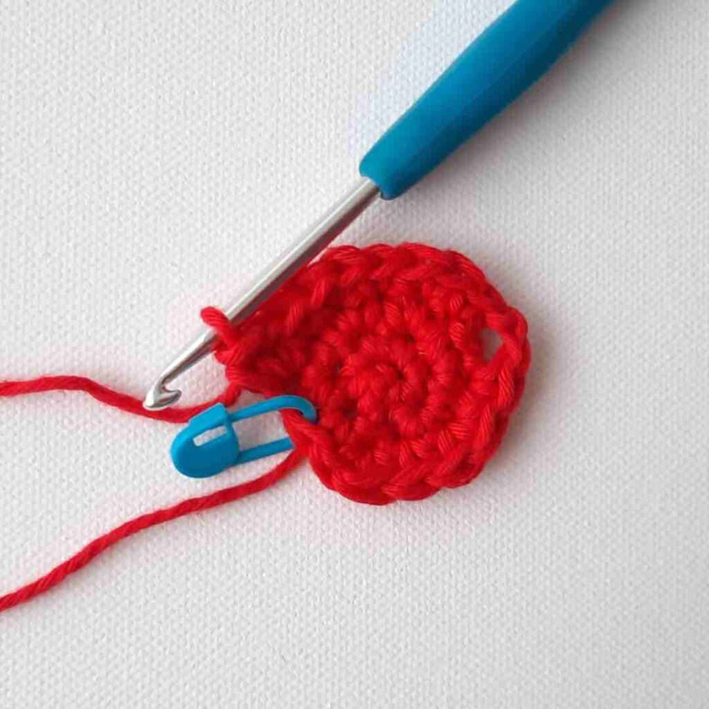 Finger Puppet Googly Eyes Worry Worm Crochet Pattern: Meet Wiggly ...