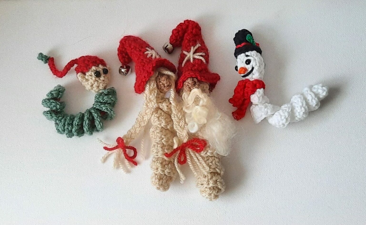 15+ FREE Worry Worm Crochet Patterns You Can't Miss