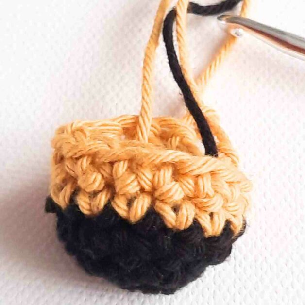 Smooth Color Change in Continuous Single Crochet Rounds [Ditch the Jag ...