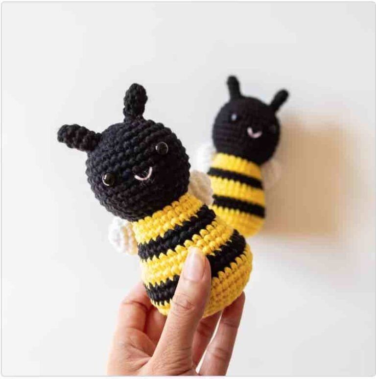 17+ Small Bee Crochet Patterns (Tiny Adorable Treasures To Try)
