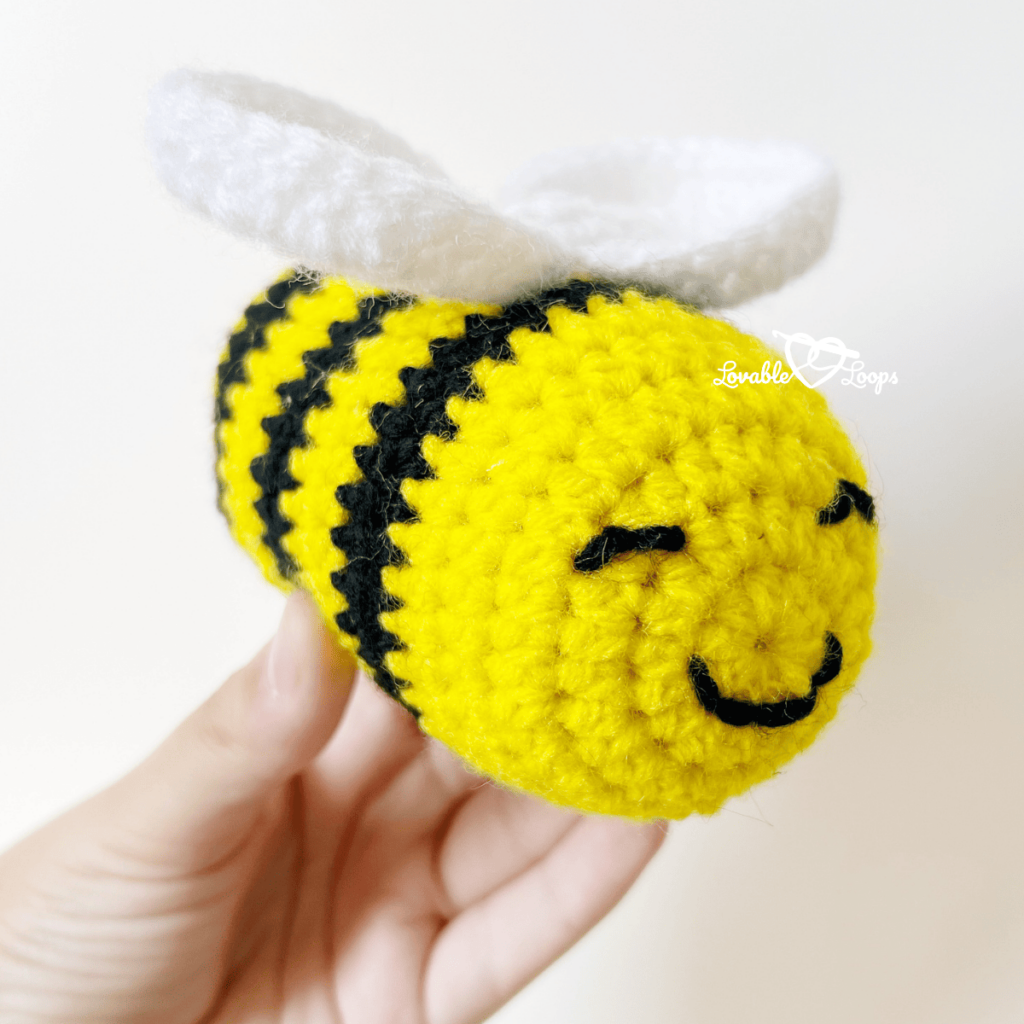 17+ Small Bee Crochet Patterns (Tiny Adorable Treasures To Try)