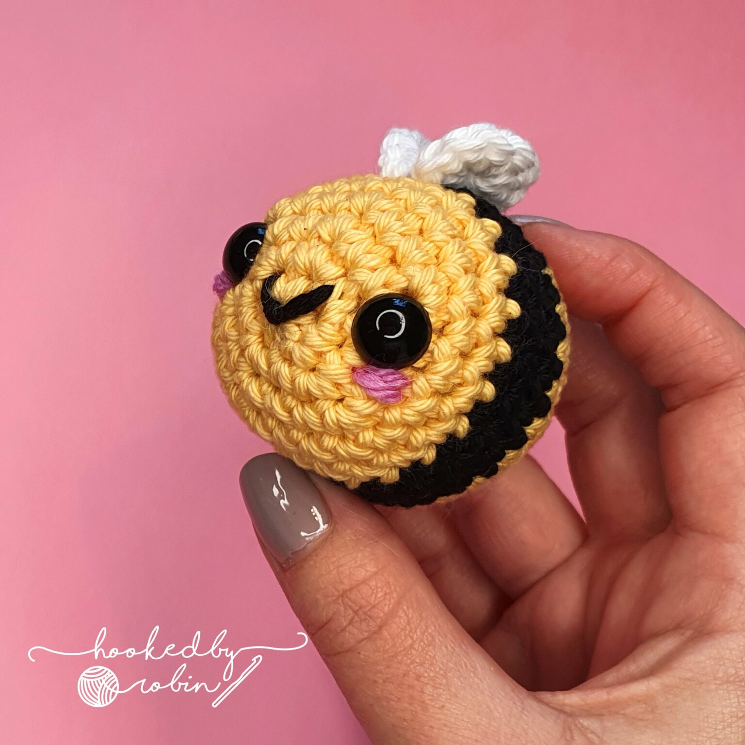 17+ Small Bee Crochet Patterns (Tiny Adorable Treasures To Try)