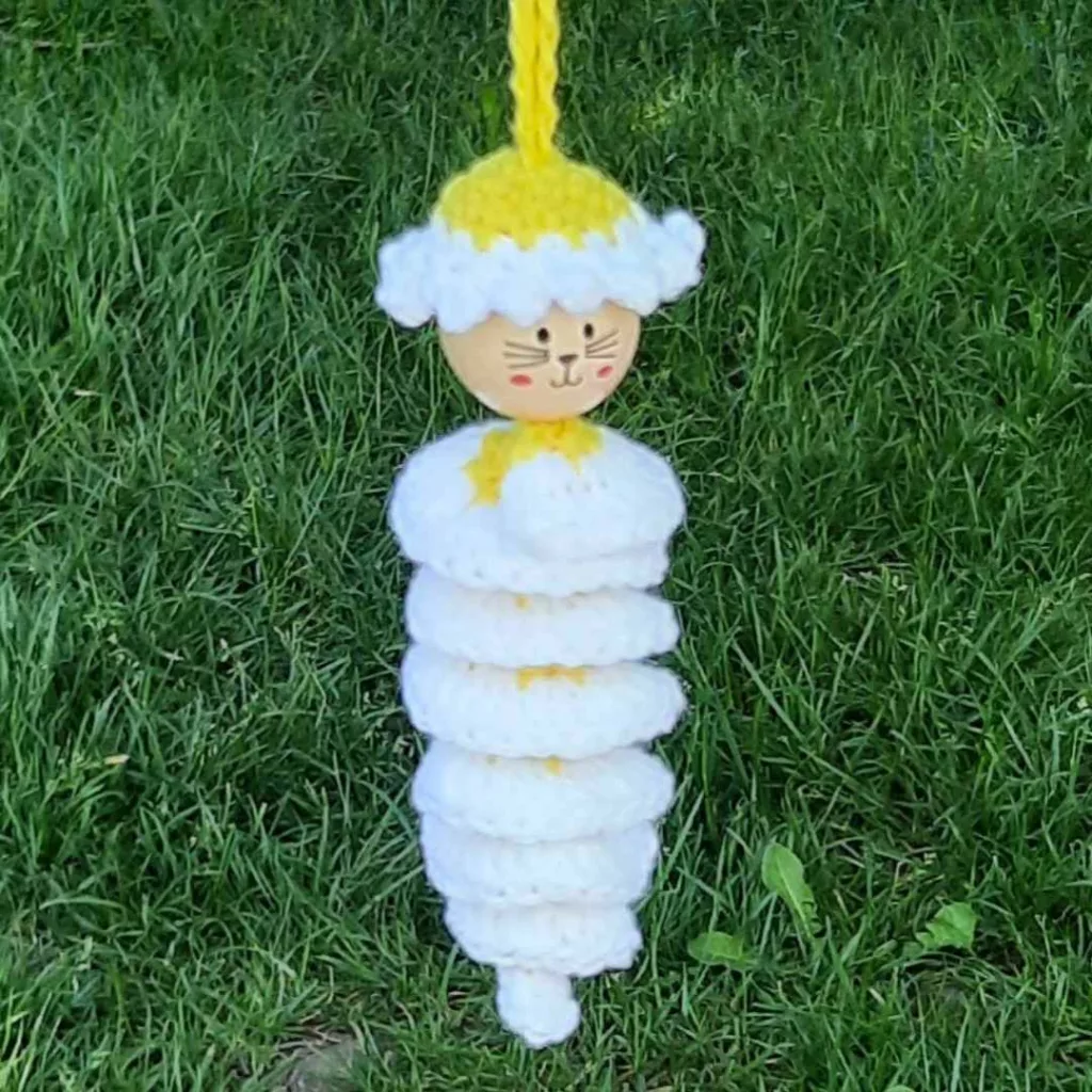 Daisy Wiggle Worm Crochet Pattern PDF [With Wooden Head]