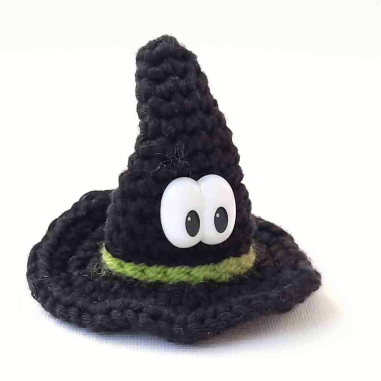 Fun Mini Witch Hat Crochet Pattern (PDF Printable)