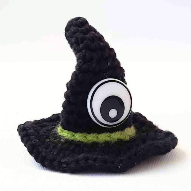 How to Crochet the Cutest Mini Witch Hat Ever [FREE Pattern Inside ...