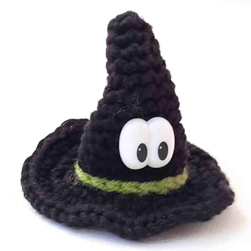How to Crochet the Cutest Mini Witch Hat Ever [FREE Pattern Inside ...