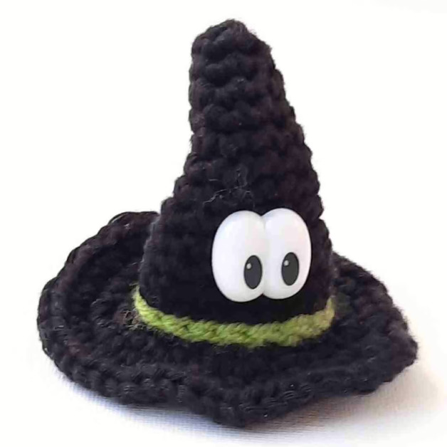 How to Crochet the Cutest Mini Witch Hat Ever [FREE Pattern Inside ...