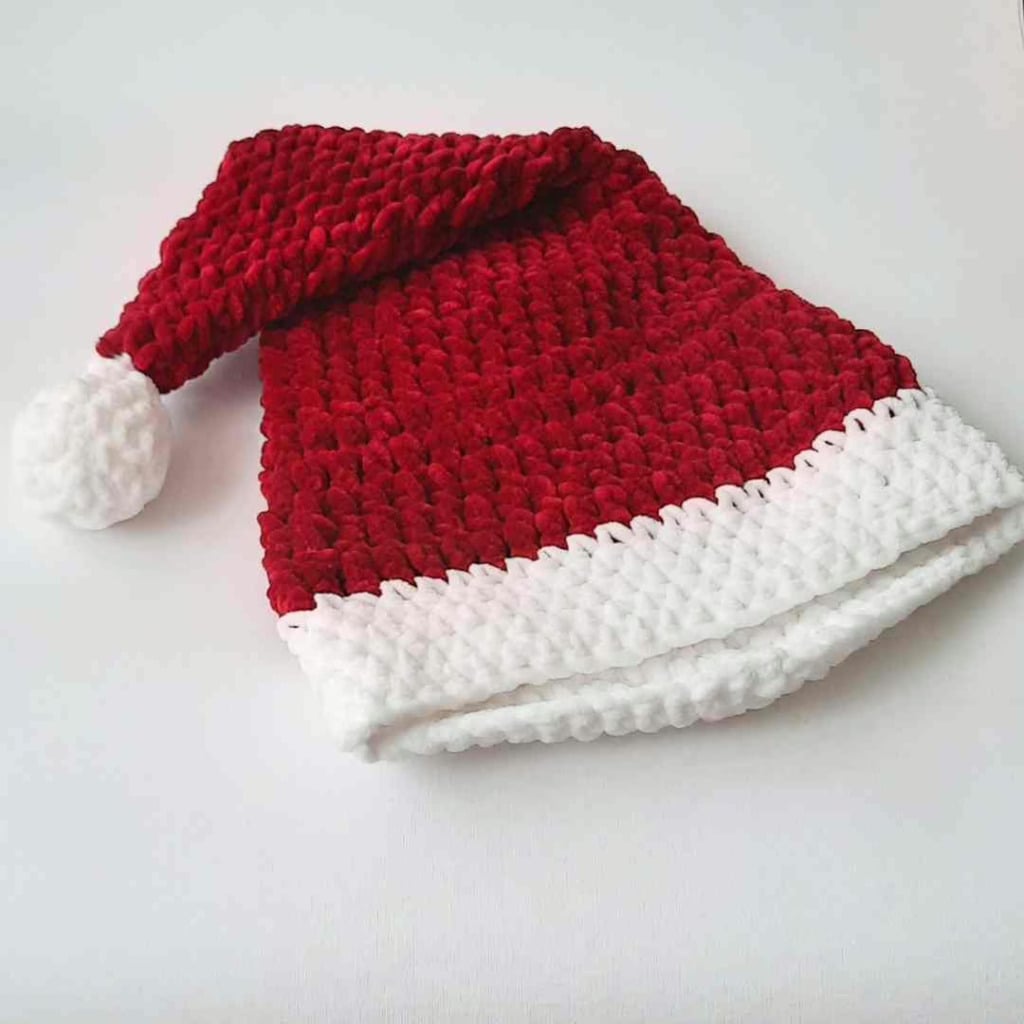 Quick & Easy Chunky Santa Hat Crochet Pattern