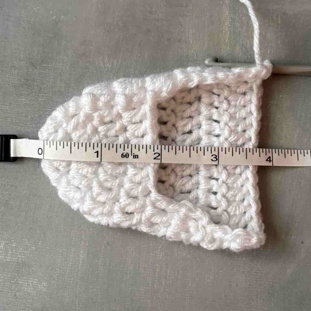 Simple Baby Booties Crochet Pattern (Free!) - Start Crochet