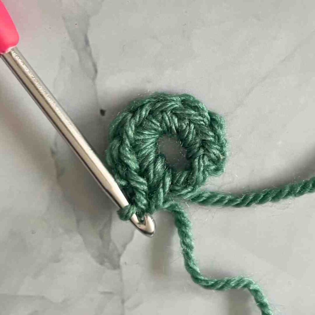 Crochet a Tiny Wreath Ornament: Quick & Festive Project for Christmas