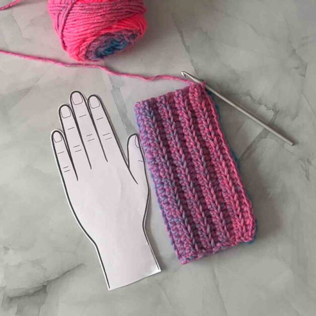The Easiest Fingerless Gloves You’ll Ever Crochet (No Sewing, No Stress)